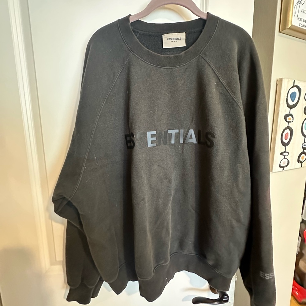 Essentials Crew Neck - Gem